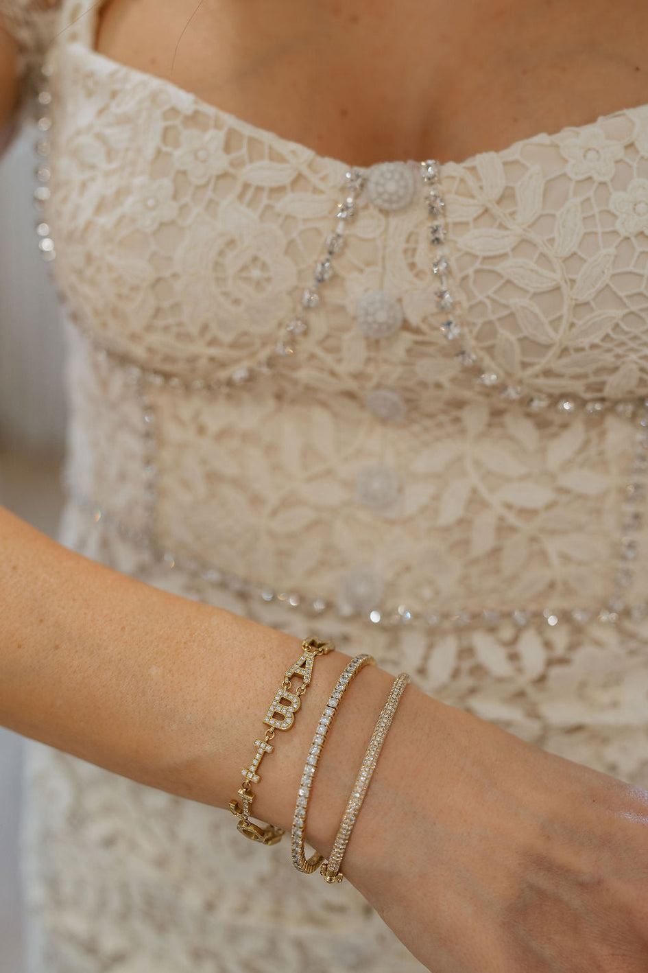 Three Cluster Diamond Floating Ring